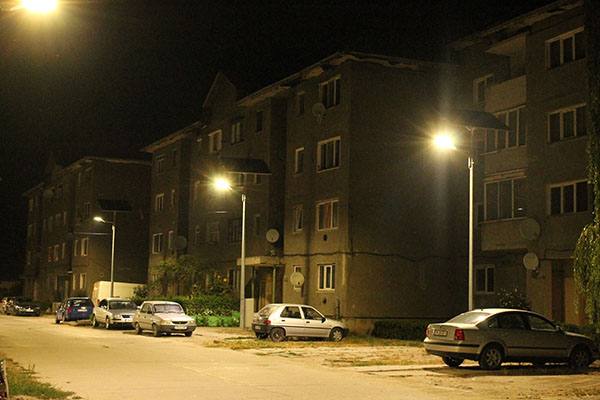 La Deta in jude. Timis a fost lansat primul sistem de iluminat stradal ...